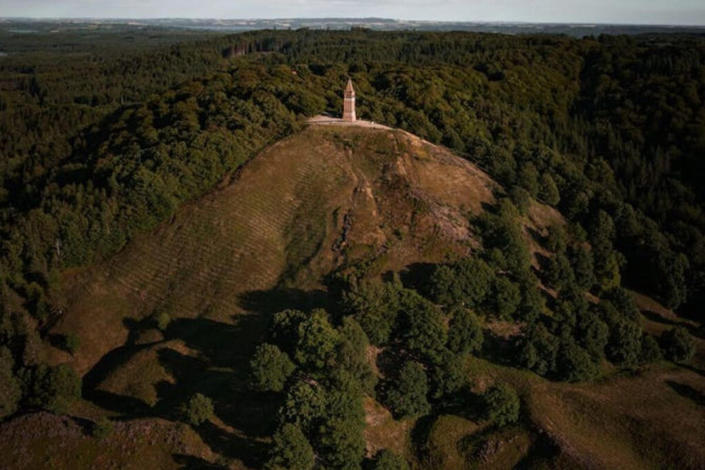 Himmelbjergruten: Vandring i Danmarks smukkeste landskab (2025 ...